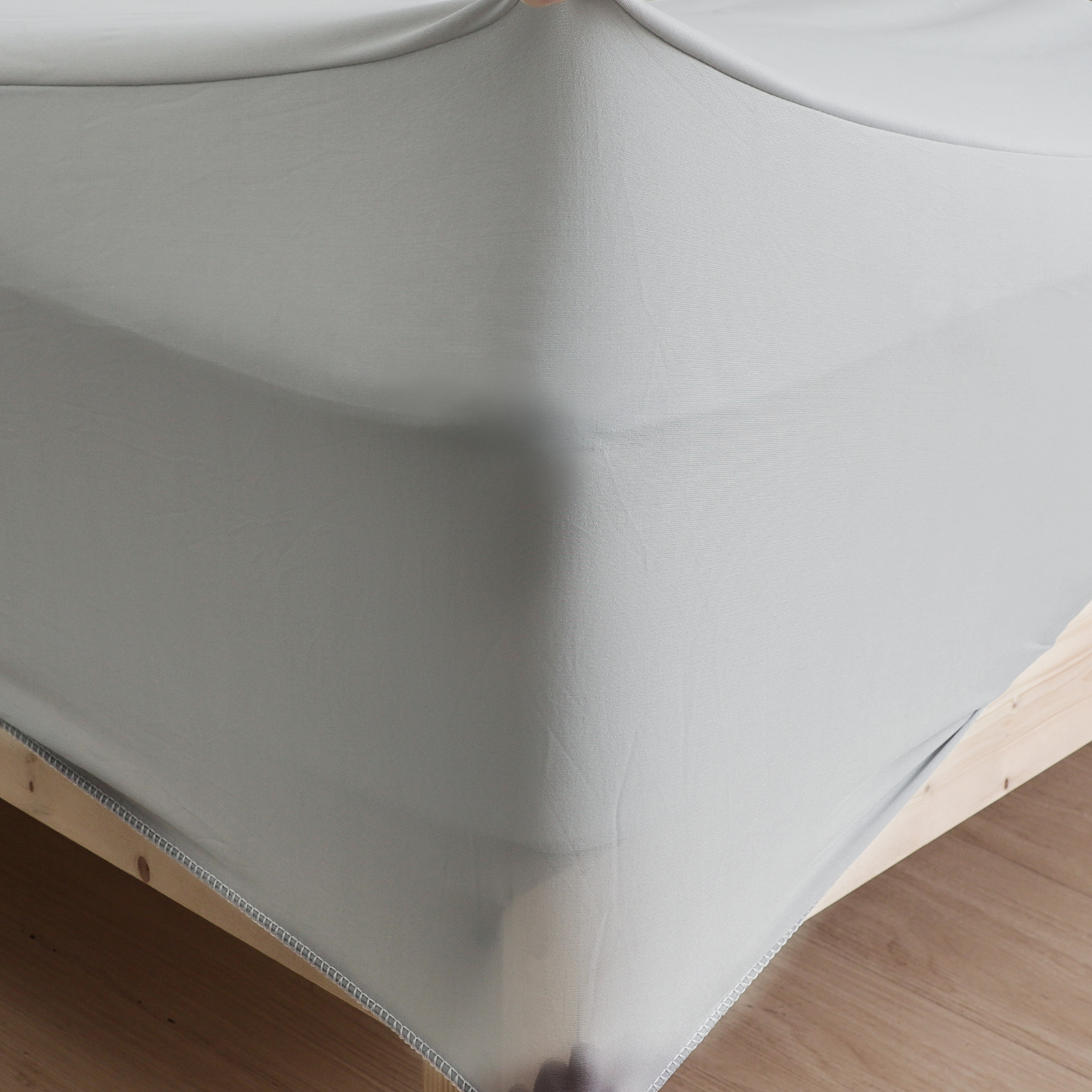 Solid Waterproof Mattress Bedspread On The Bed Pro... – Grandado