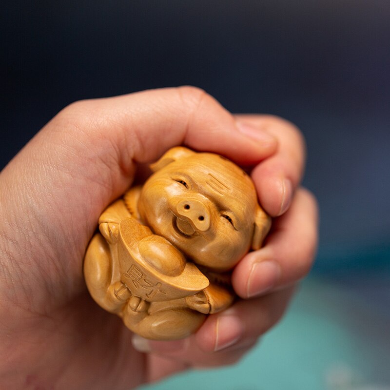 Boxwood 5cm Pig Sculpture Piggy with Gold Ingot Wo... – Grandado
