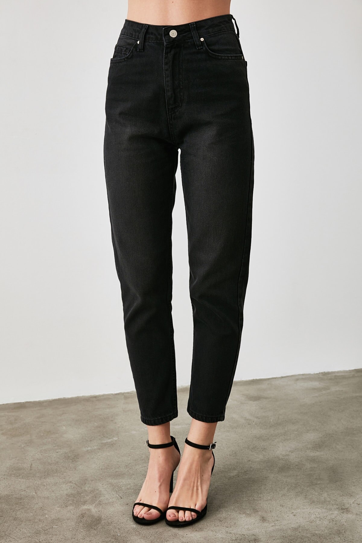 Trendyol Hoge Bel Mom Jeans TWOAW21JE0355 – Vicedeal