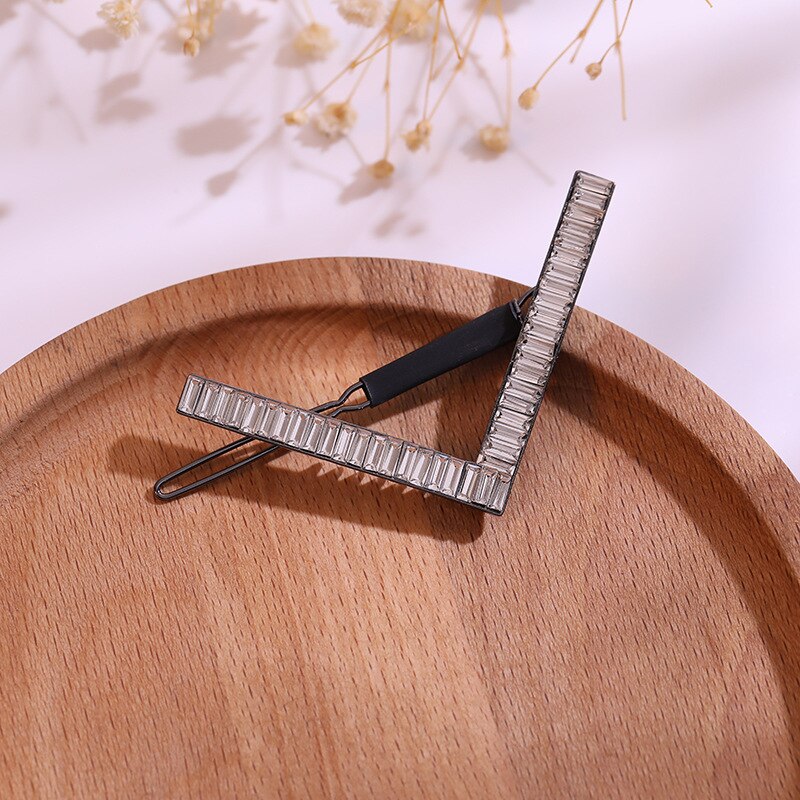 V-shaped Hair Clip for Women Hair Styling Metal Ge... – Grandado