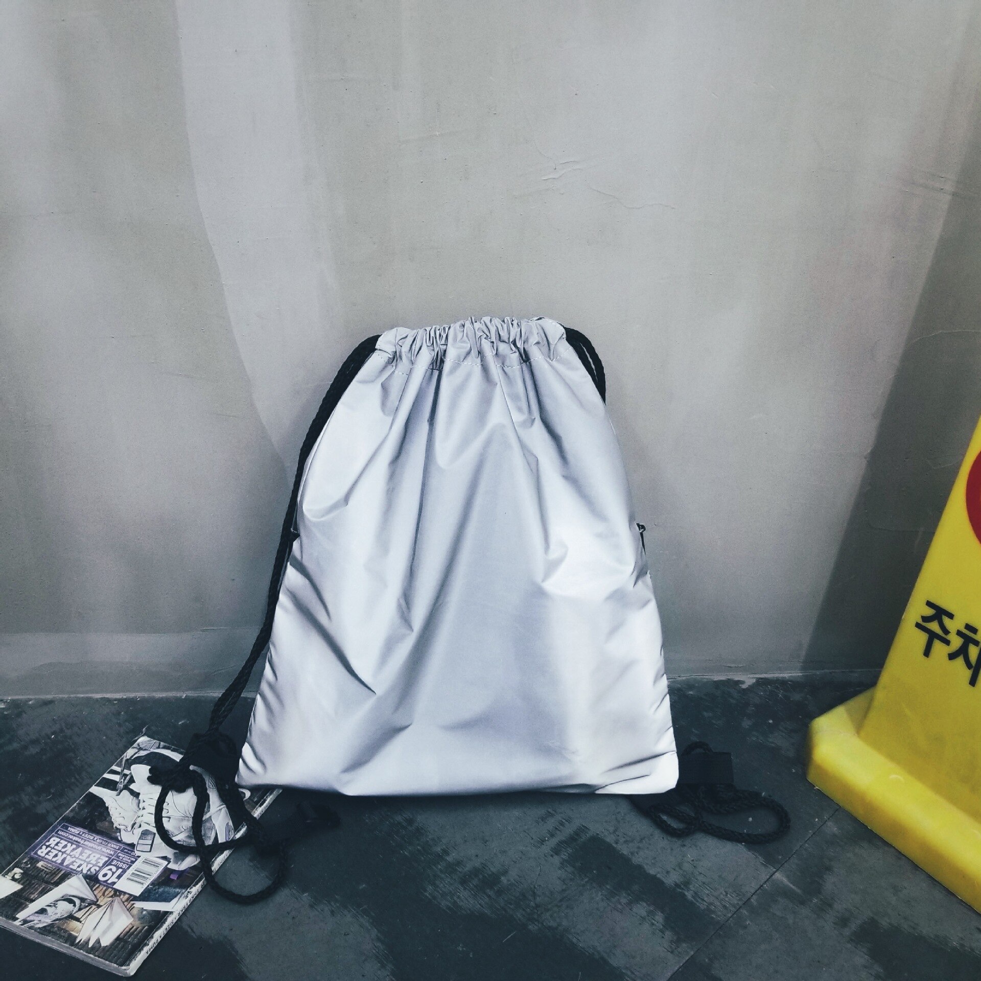 Cool Light Emitting Drawstring Minimalist Backpack... – Vicedeal