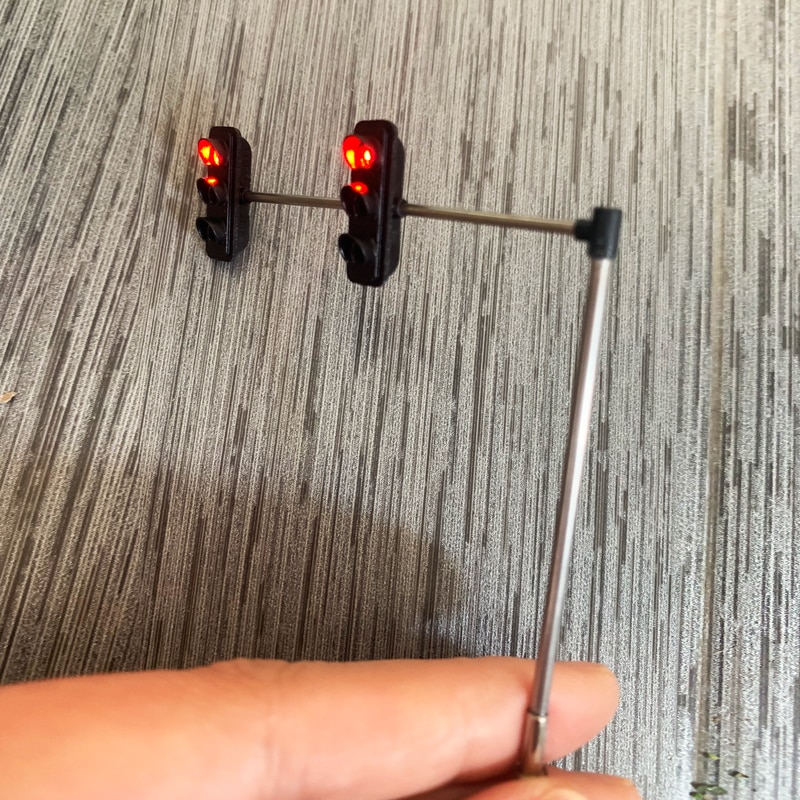2PCS HO Scale Model Traffic Lights/Operating Pole ... – Grandado