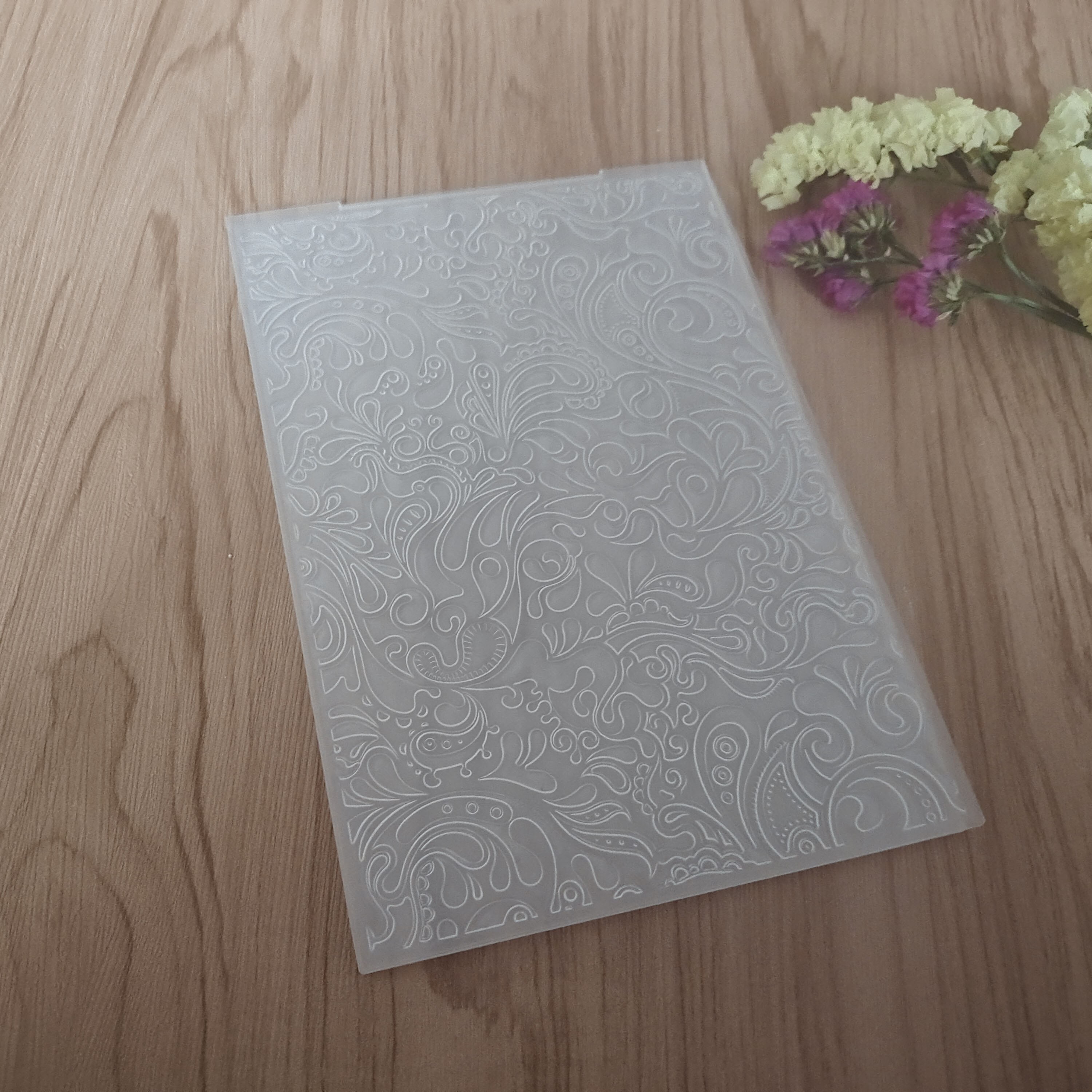 Carpeta de plástico con de flores en relieve para ... – Grandado