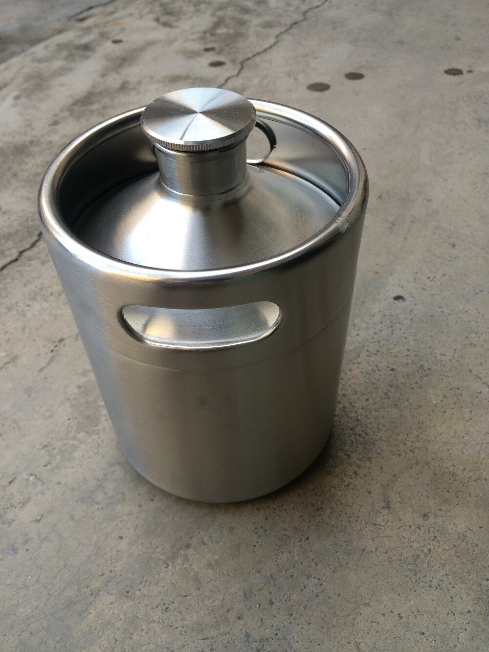 2L mini beer growler keg with screw cap for home b... – Grandado