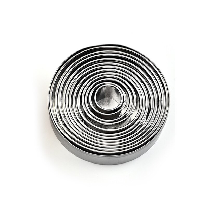 12PCS Round Cookie Biscuit Cutter Set Circle Pastr... – Grandado