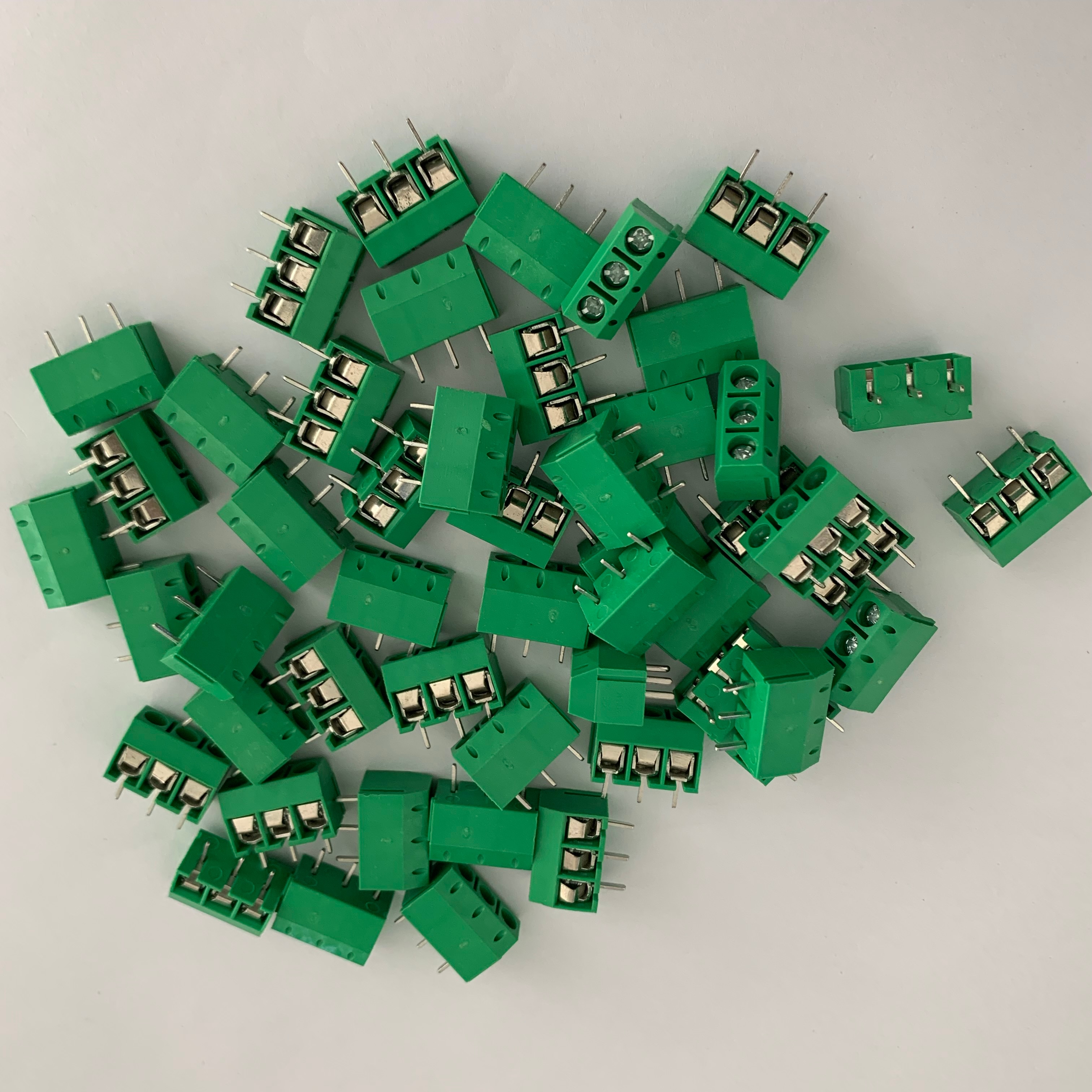 100PCS/LOT kf301-3p splice, screw type PCB spacing... – Grandado