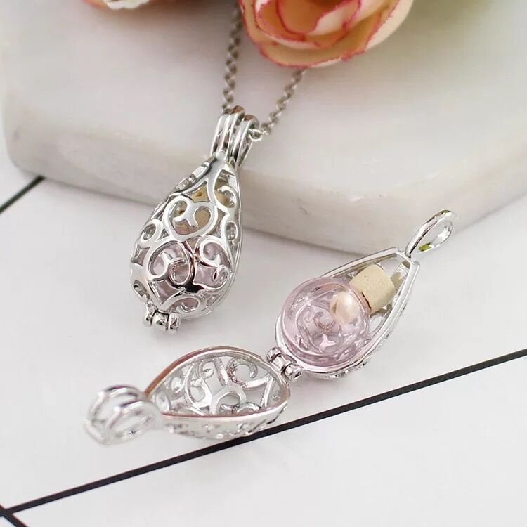 1pc Shape Filigree Hollow Cage Locket Pendant with... – Grandado