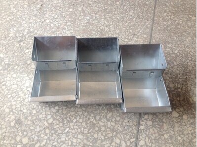 Metal Rabbit cage feeder hanging – Vicedeal