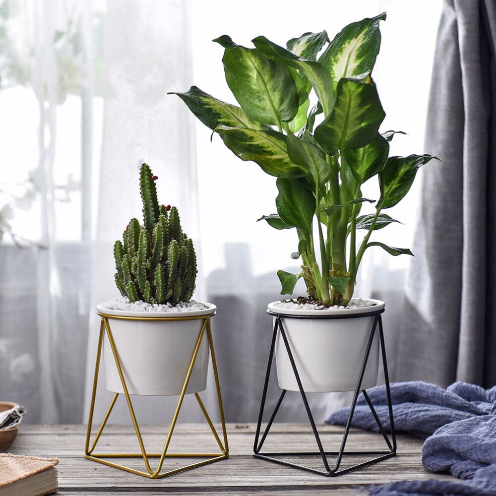 Triangle Geometric Iron Stand Rack with Ceramic Fl... – Grandado