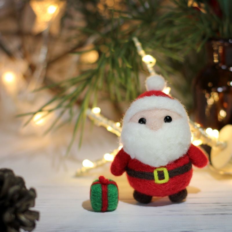 Christmas Santa Claus With Box Wool Felt Craft DIY... – Grandado