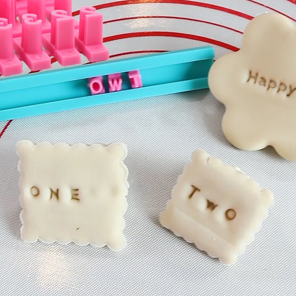 Type printing DIY Alphabet Plastic Cake Mould Lett... – Grandado