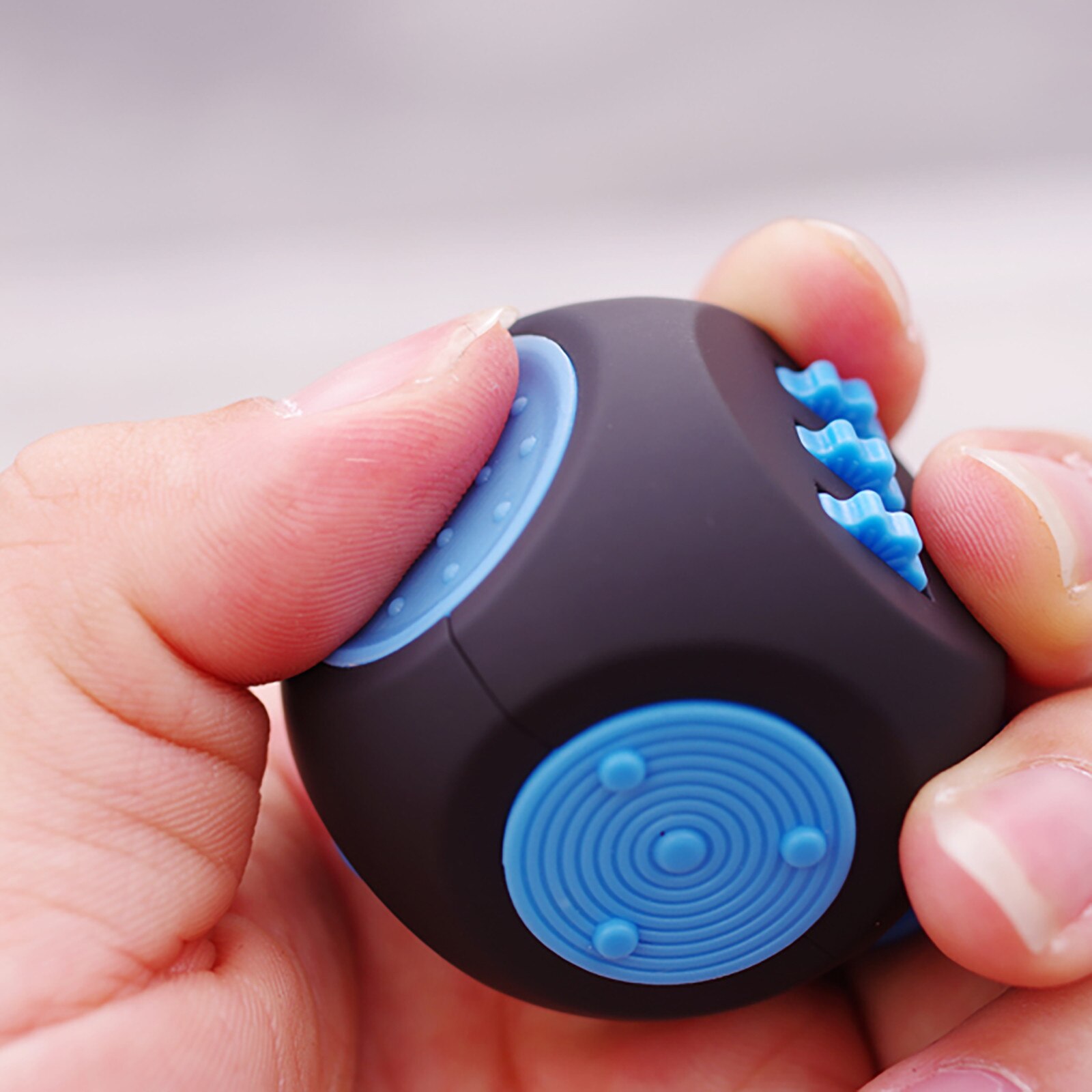 Squeeze Stress Reliever Cube Relieves Anxiety and ... – Grandado