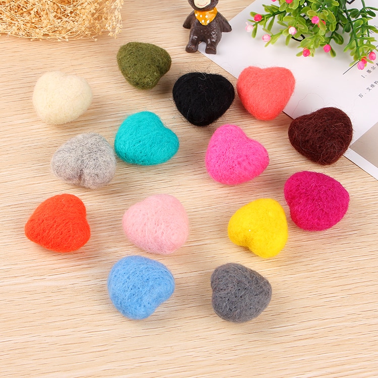20pcs Handmade Needle Wool Felt Heart Home Party C... – Grandado