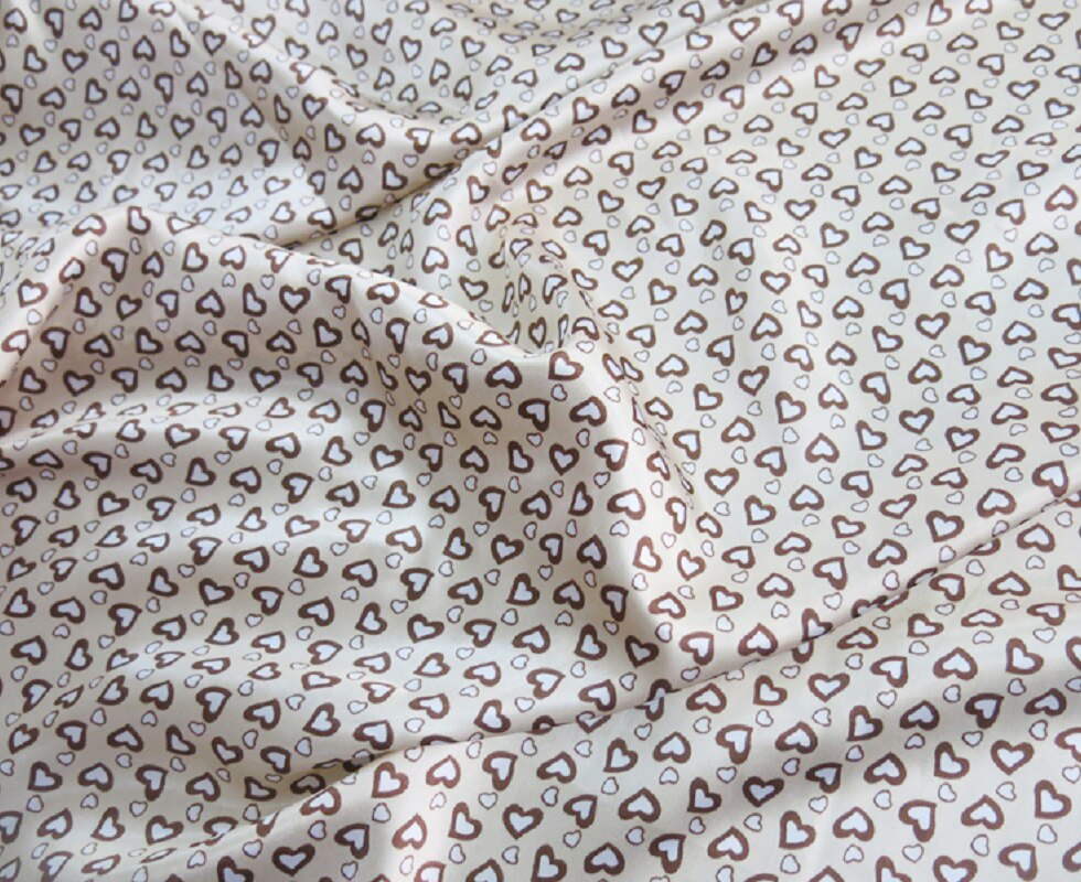 100cm * 148cm Beige Hart Print Satijnen Voering St... – Vicedeal