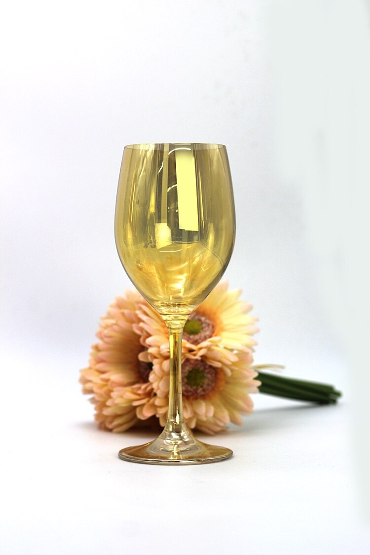 High grade sample room, amber, electro-optic water... – Grandado