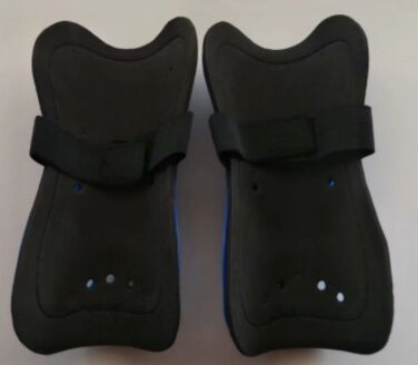 Kids football pairs Leg Protector Double Band Stud... – Grandado