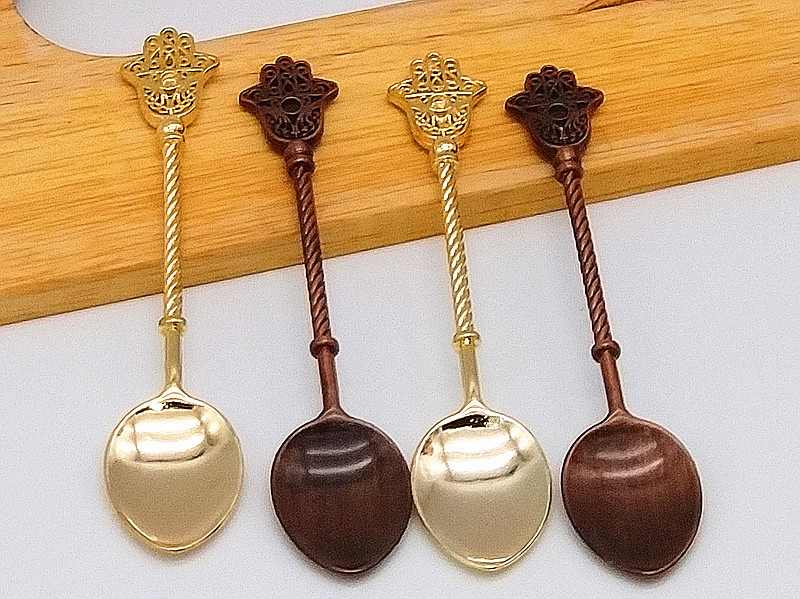 Roman emperor shield gold feather spoon wing retro... – Grandado