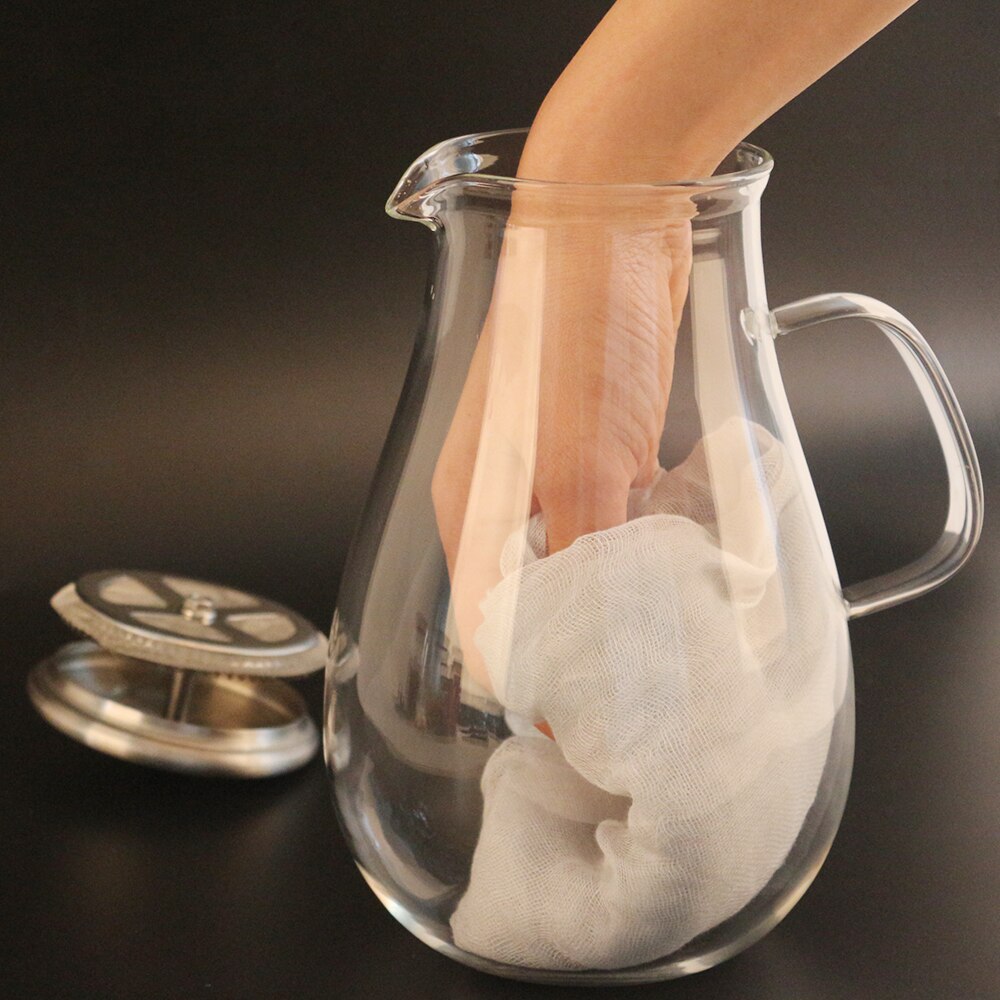 60 Ounces Glass Pitcher with Stainless Steel Filte... – Grandado